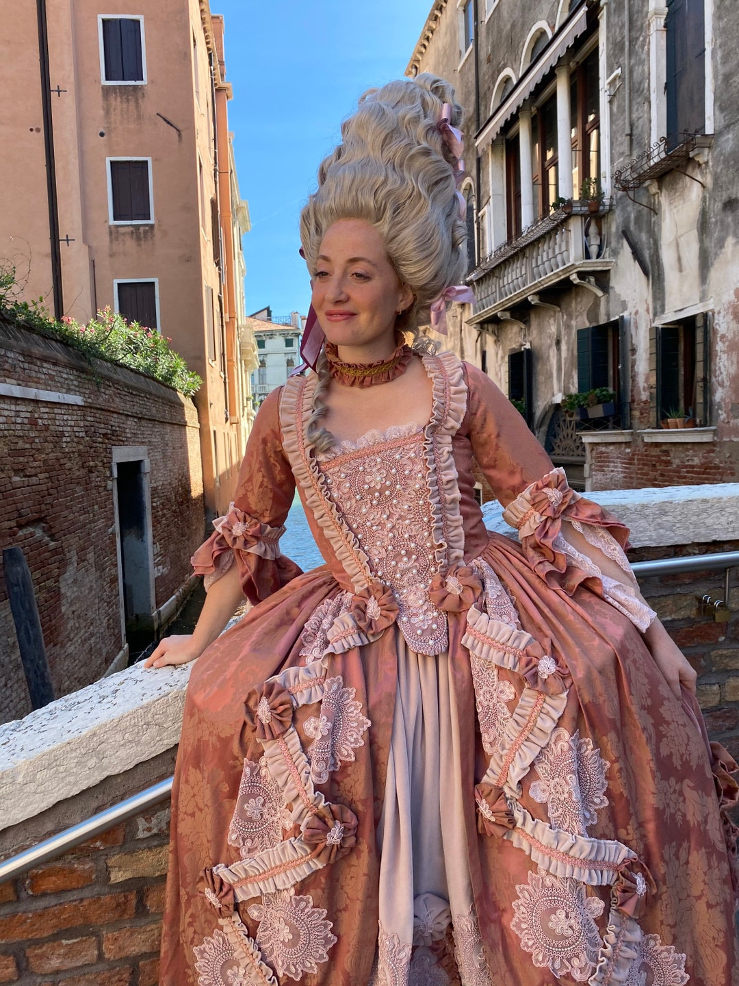 Historical Costume From the 1700s, Women's, 18th Century Period Costume ...