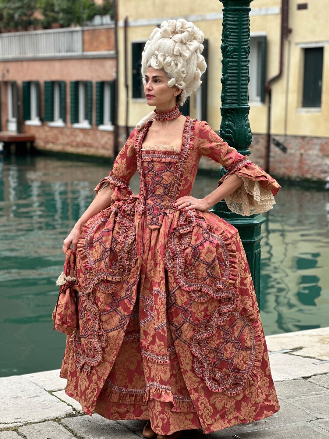 Historical Costume From the 1700s, Women's, 18th Century Costume ...
