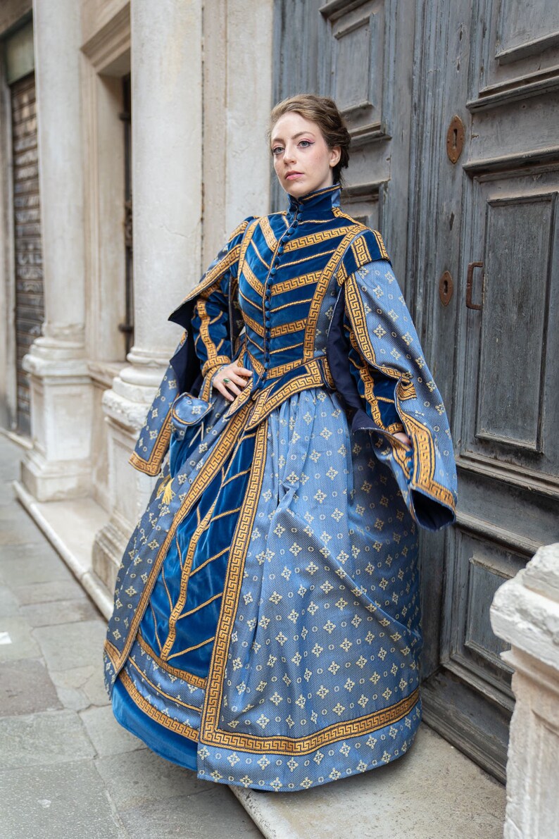 Historical Renaissance Costume for Women Period Costume - Etsy