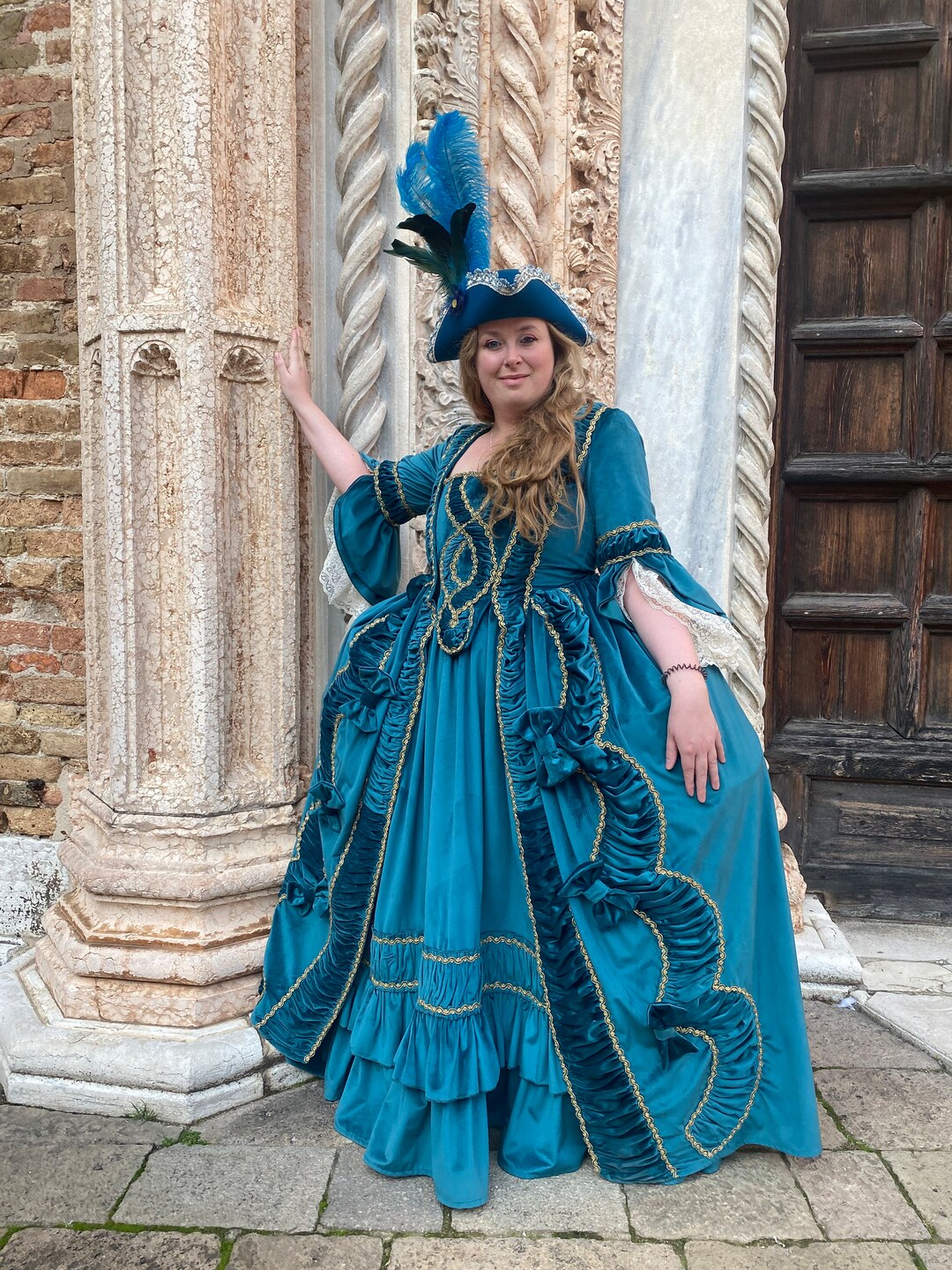 Historical Costume of the 1700s, 18th Century Costume, Carnival Costume ...