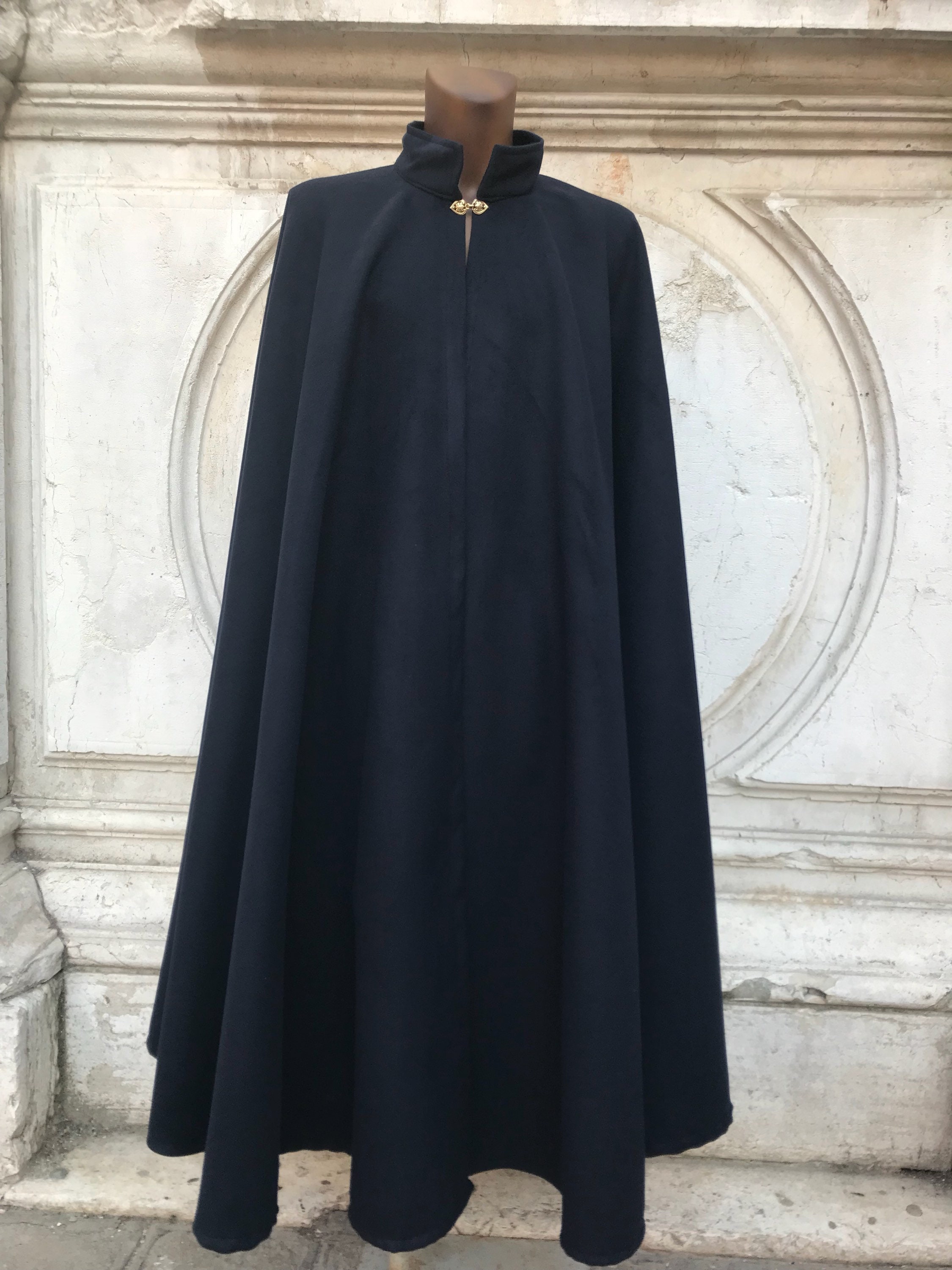 Mantello Veneziano Tabarro in lana tipico veneziano a ruota | Etsy