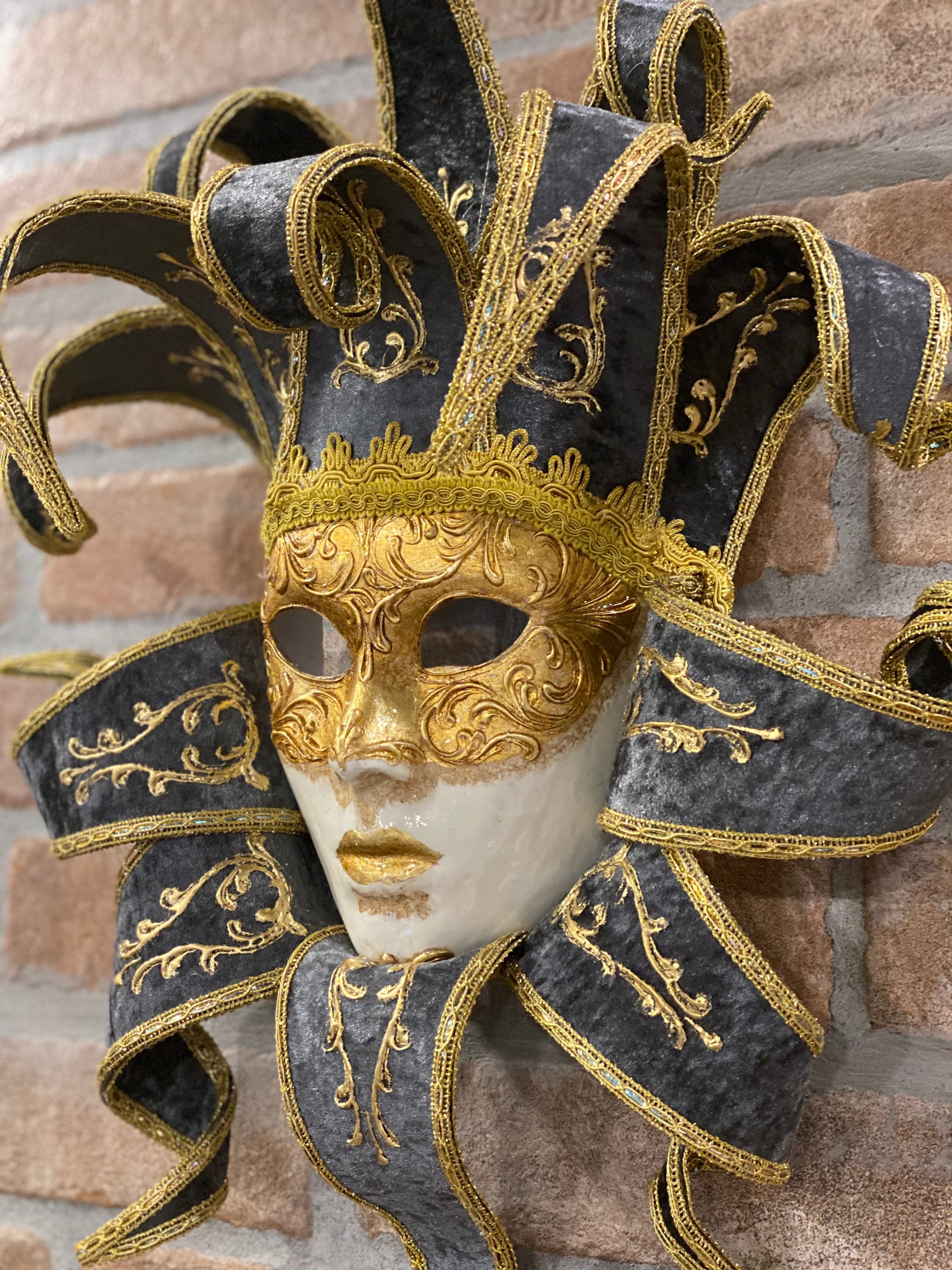 Jolly Venetian Mask, Carnival Mask, Handmade in Papier-mâché - Etsy