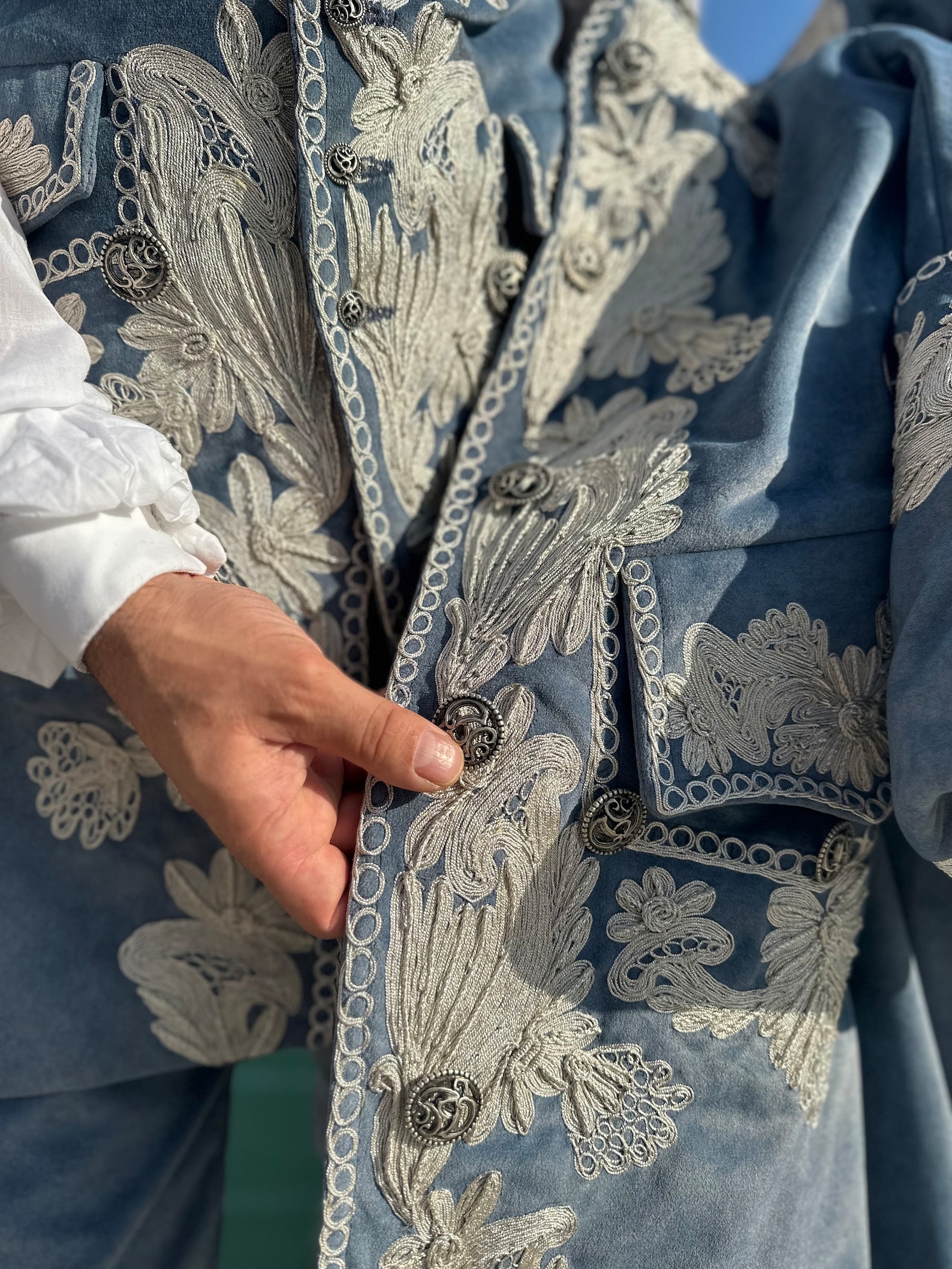 Historical Costume From the 1700s for Men 18th Century Period Costume ...