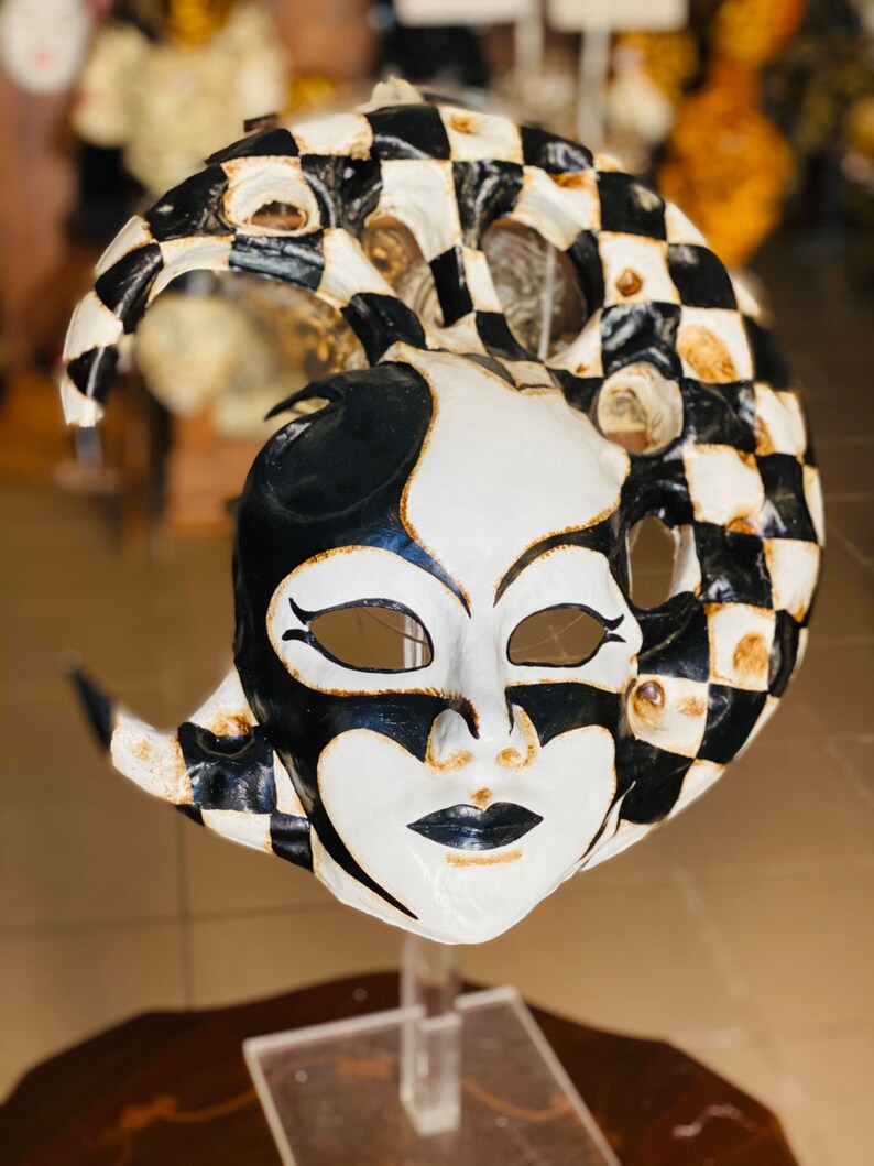 Volto Luna Mask, Original in Handmade Papier-mâché - Etsy