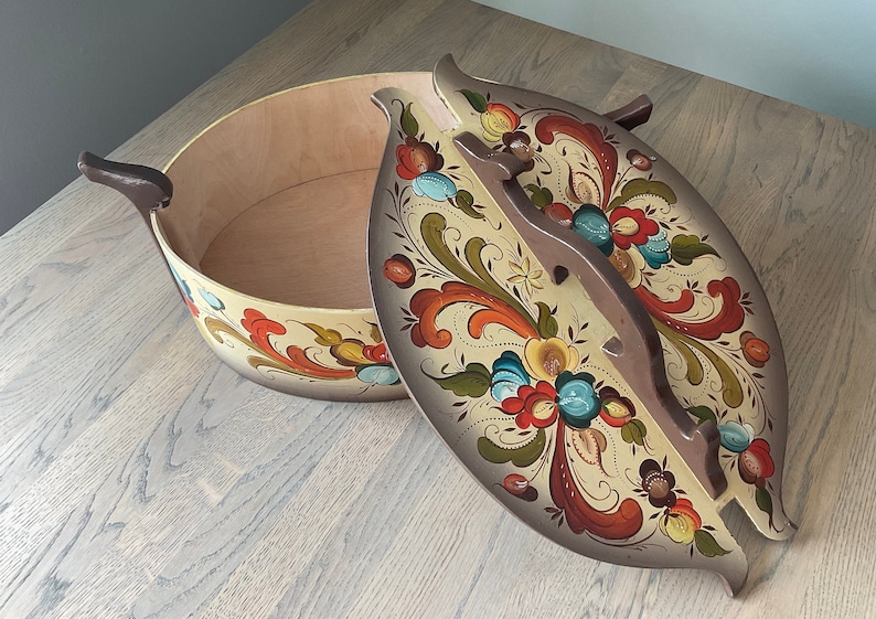Signed Rosemaling Tine Box From Norway, Vintage Norwegian Rosemaling ...