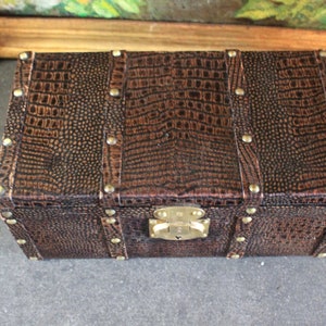 Vintage Chest Box, Antique Chest, Vintage Chest, Vintage Box, Imitation ...