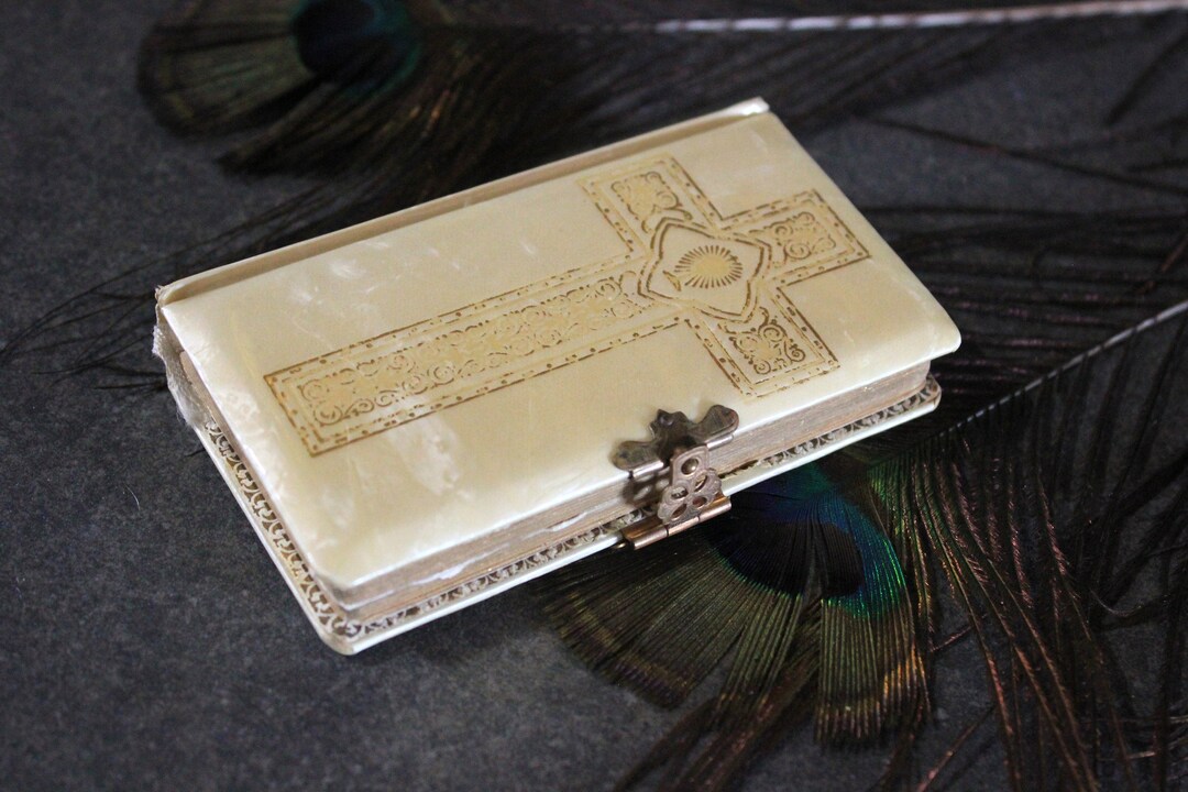 Ancient Divine Jesus Missal, First Communion Missal, Christian Book ...