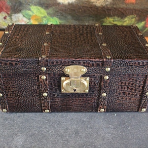 Vintage Chest Box, Antique Chest, Vintage Chest, Vintage Box, Imitation ...