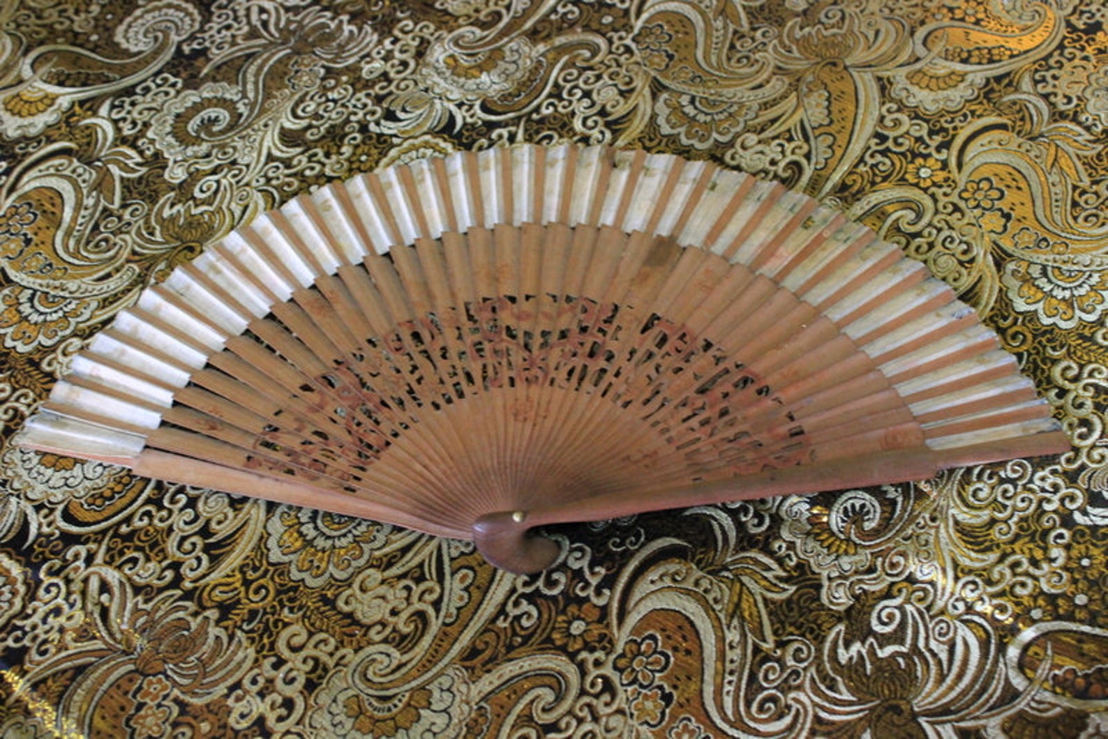 Art Deco Fan, Antique Flowers Fan, Hand Painted Fabric Fan, Openwork ...