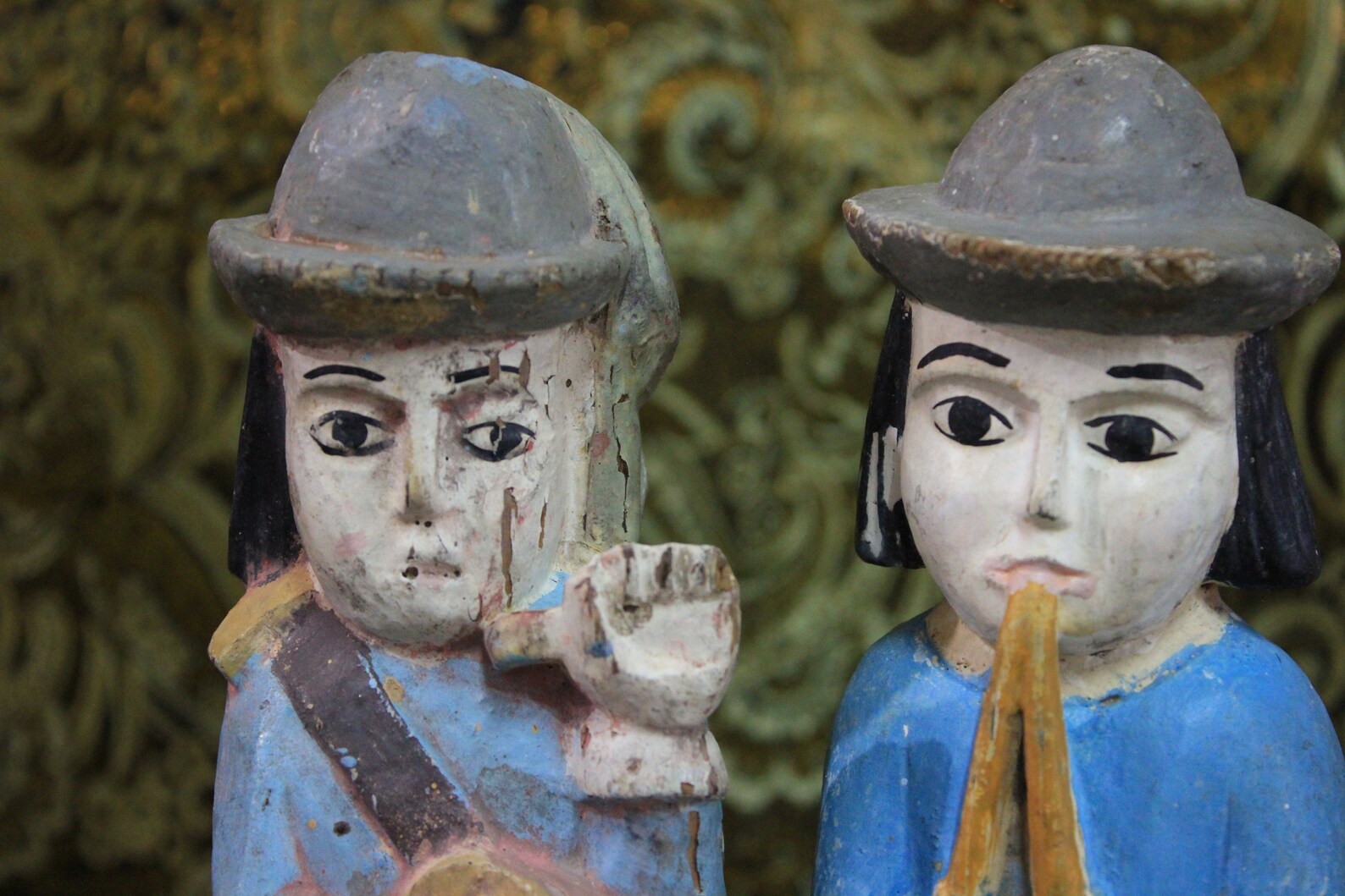 Vintage Wood Carvings, Old Musician Dolls, Popular Wood Carvings, Old ...