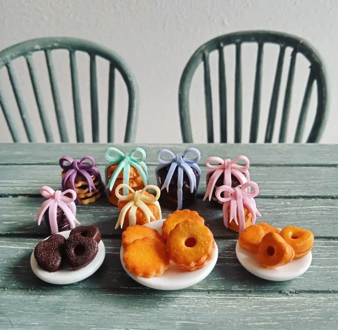 Miniature Cookies, Miniature Jam Cookies, Miniature Chocolate Chip ...