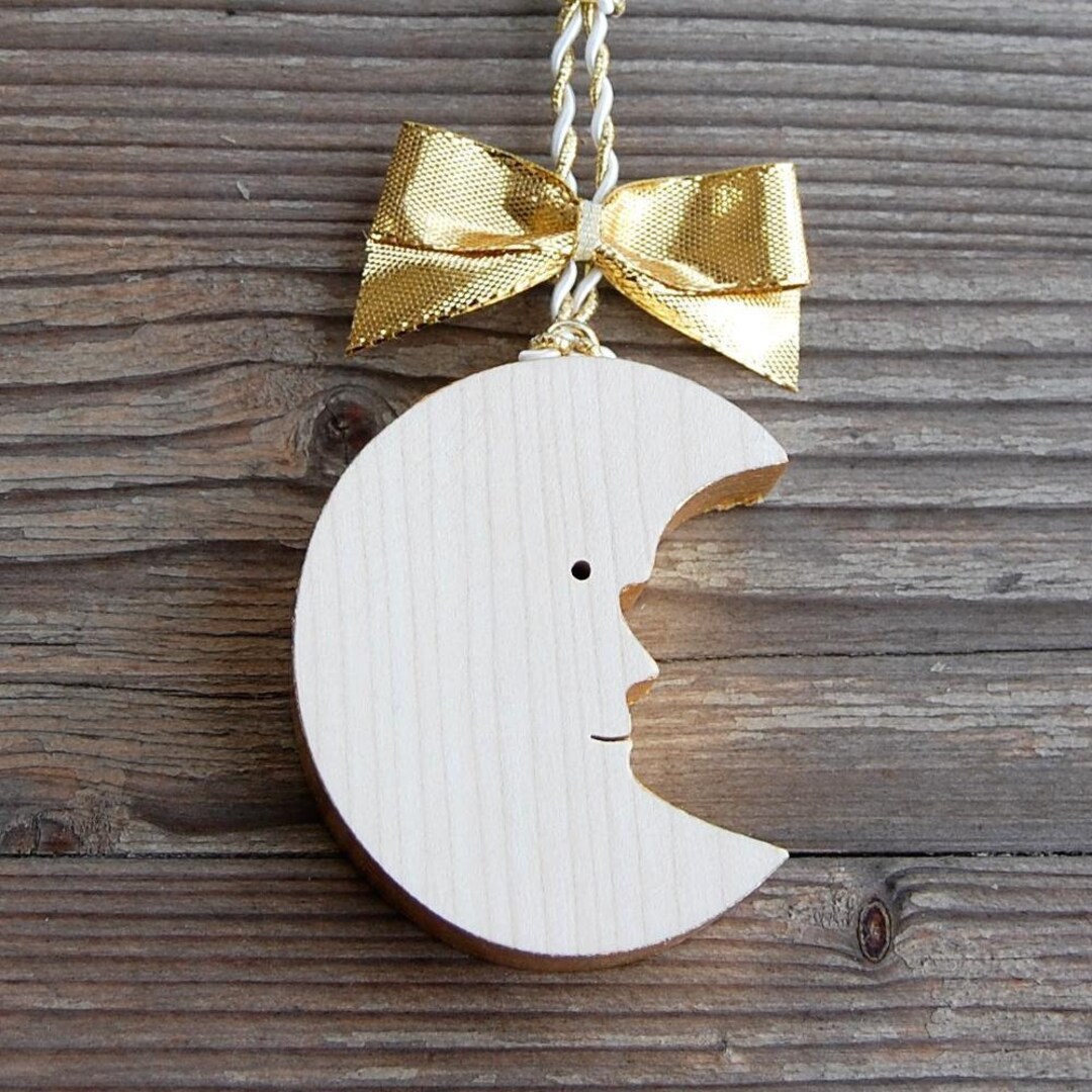 Maple Wood Moon Ornament – Golden Leaf Accent, Nursery Decor - Etsy
