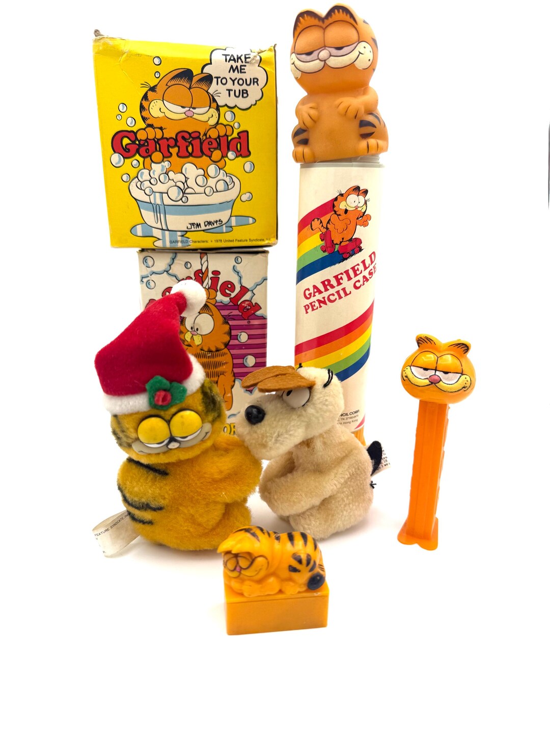 Vintage 1970s Garfield Lot Pencils Pencil Sharpener Soap Clipper Hugger ...