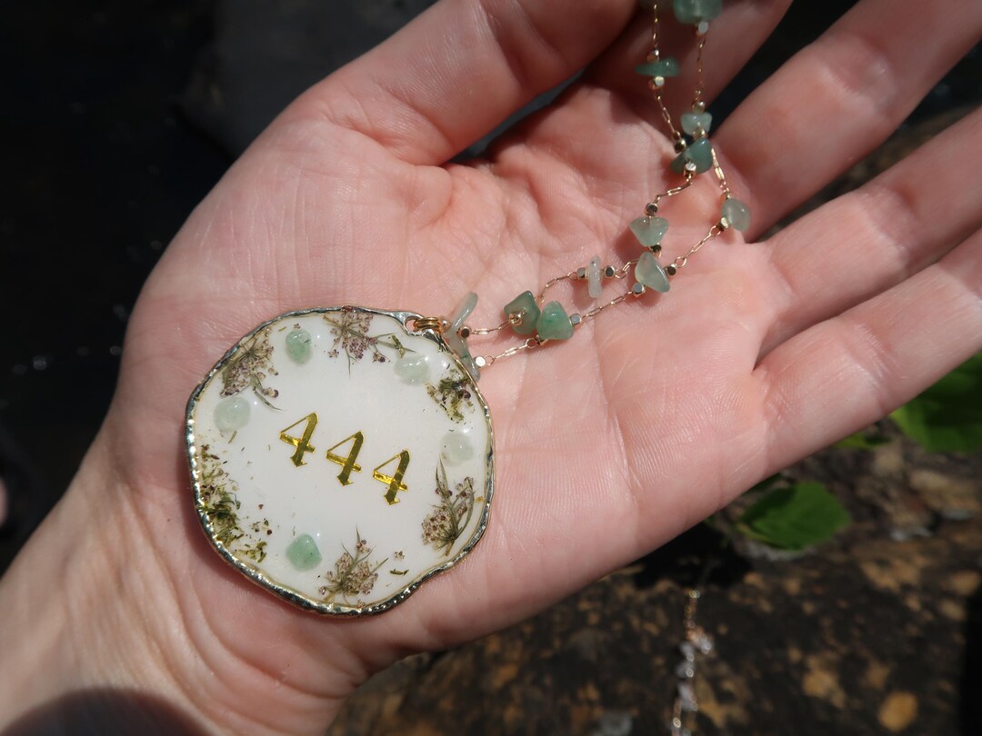 444 Angel Number Real Lace Flower & Aventurine Stone Pendant - Etsy
