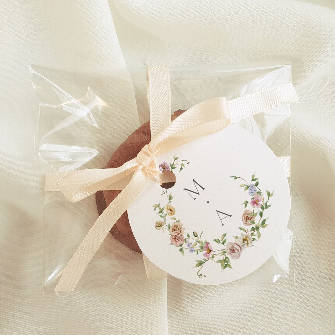 Wildflower Crest Round Wedding Favor Sticker Template, Minimalist Logo ...