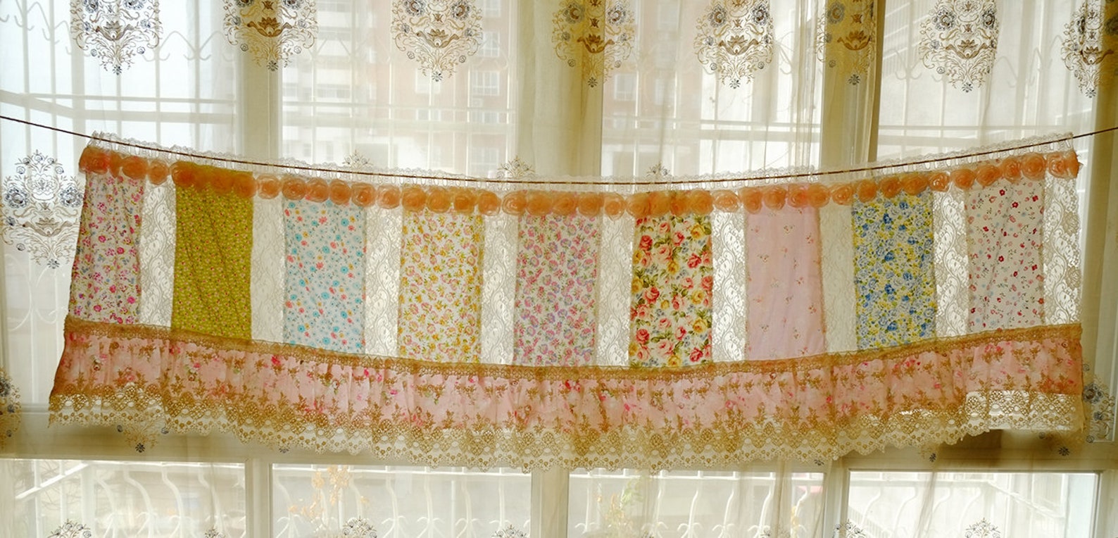 94“ Shabby Chic Victorian Curtain Valance Vintage Rosette Pink Ivory ...