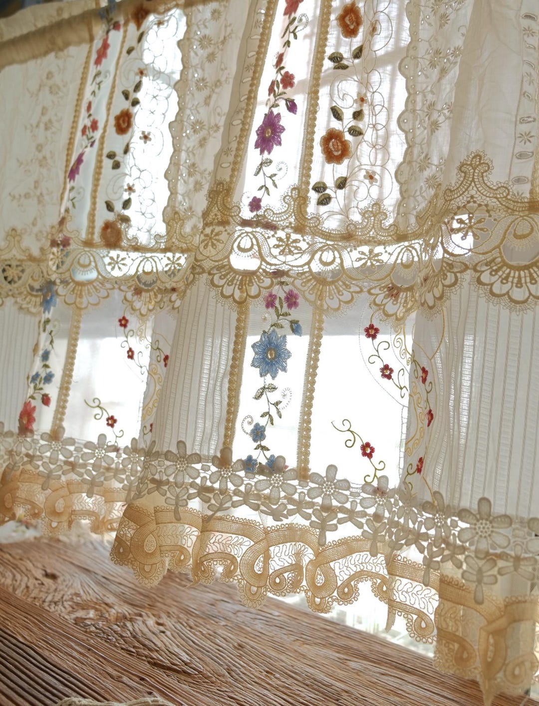 Vintage Beautiful Patchwork Lace Farmhouse BOHO Curtain Valance / Wall ...