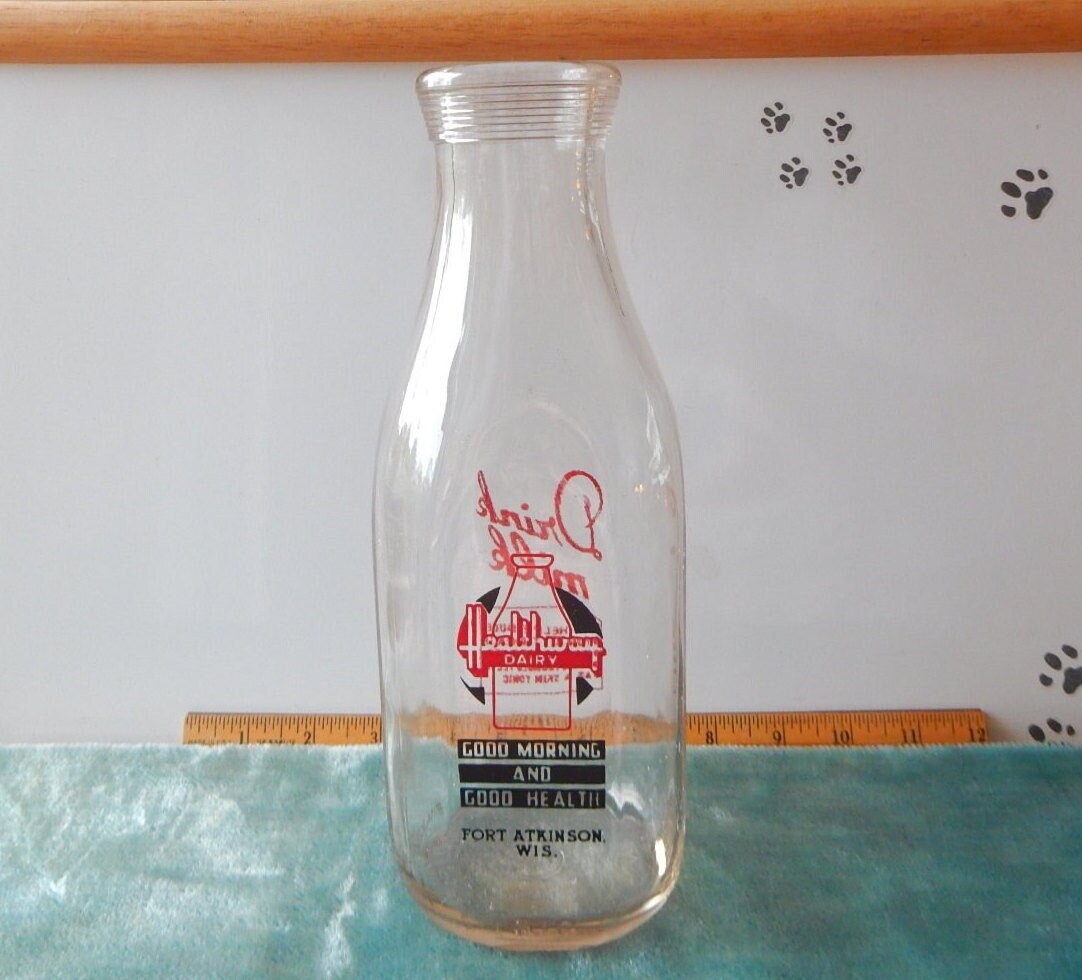 Healthway Dairy Fort Atkinson, Wis. Milk Bottle. 1945 - Etsy