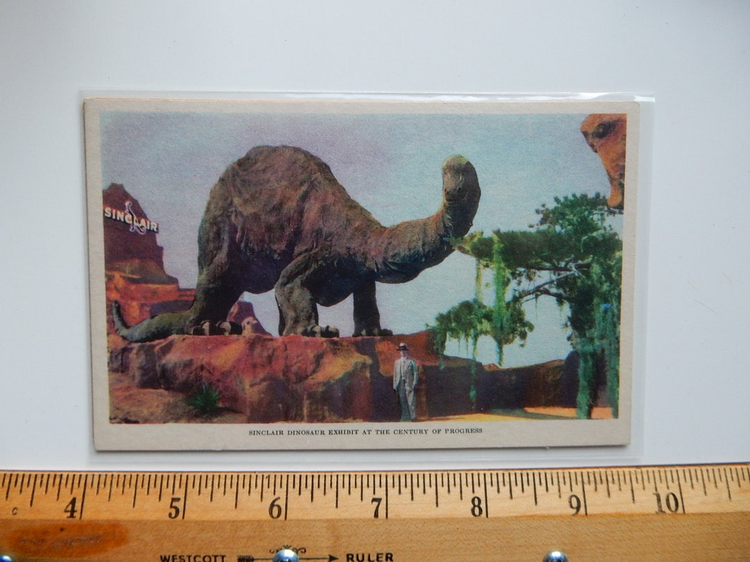 Chicago, Illinois. Sinclair Dinosaur Exhibit-1933 World's Fair. Vintage ...