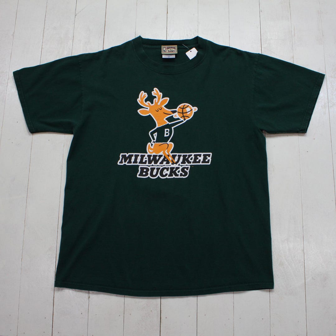 2000s Y2K Majestic Milwaukee Bucks Throwback Hardwood Classics Oscar ...