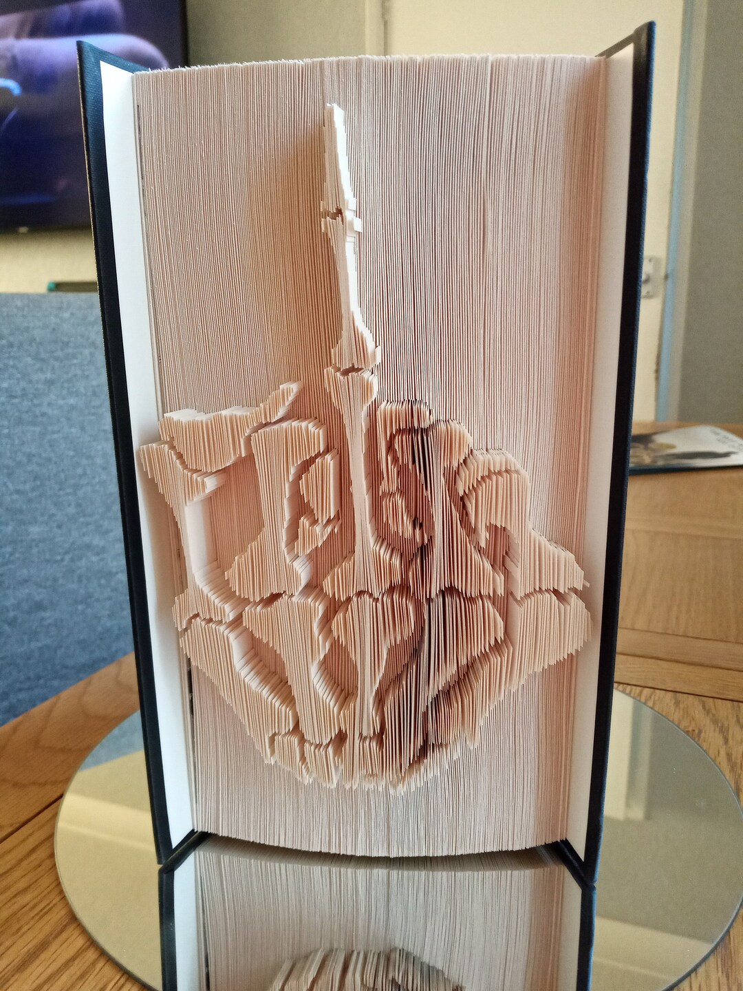 Middle Finger Cut and Fold Pattern 427 Pages 21cm High - Etsy