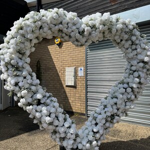 LUXE HEART SHAPE Frame, Wedding Heart Frame, White Roses Heart Frame - Etsy