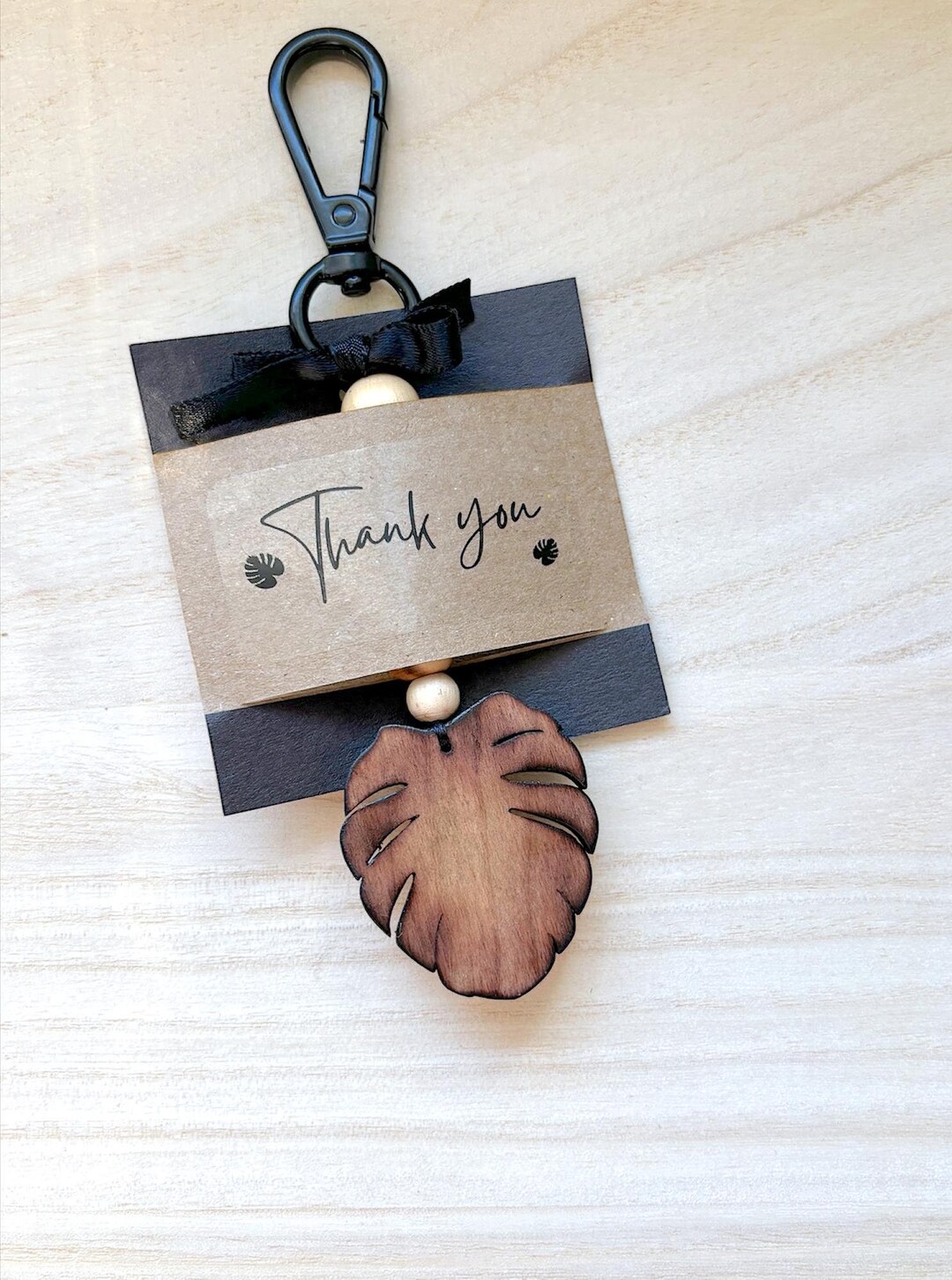 CUSTOMIZABLE - Wooden Monstera Leaf Key Ring With Gift Tag, Thank You ...