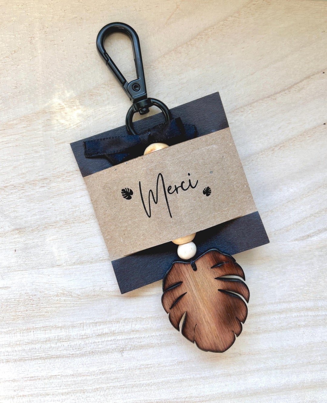 Customizable Thank-you Keyring. Wooden Monstera Leaf Key Ring With Gift ...