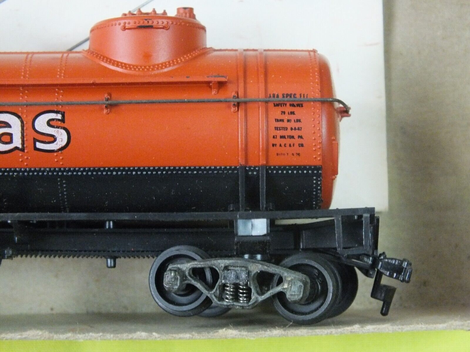 HO Scale Athearn Mobilgas Three Dome Tank Car Kit Train RR - Etsy