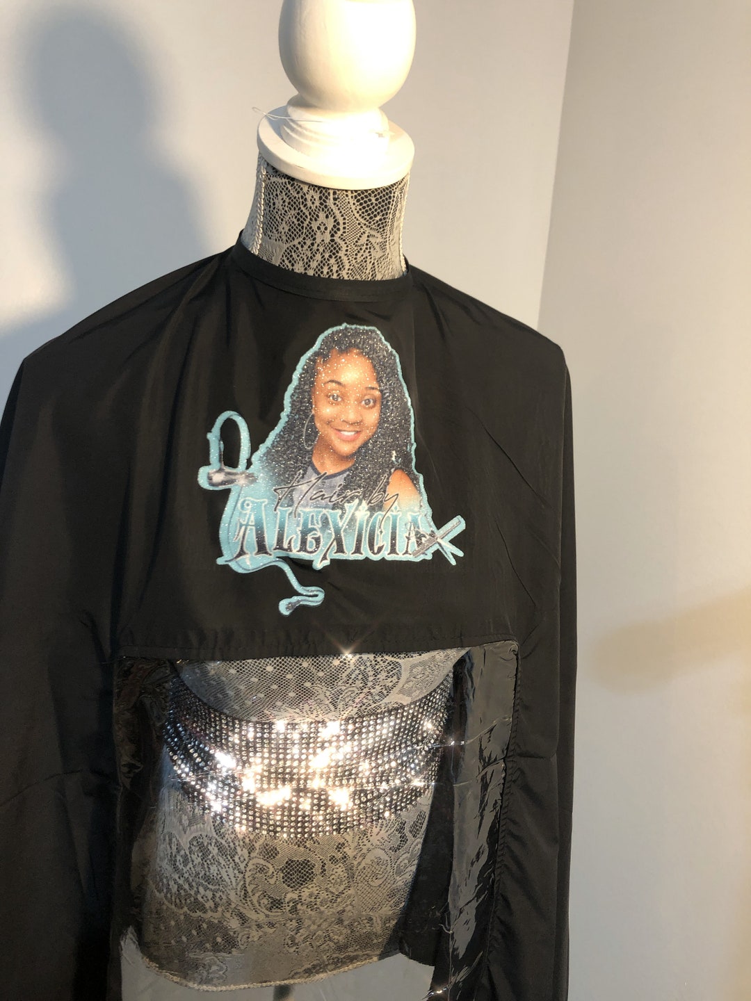 Sale****custom Window Cape | WINDOW CAPE | Barber Cape | Hair Stylist ...