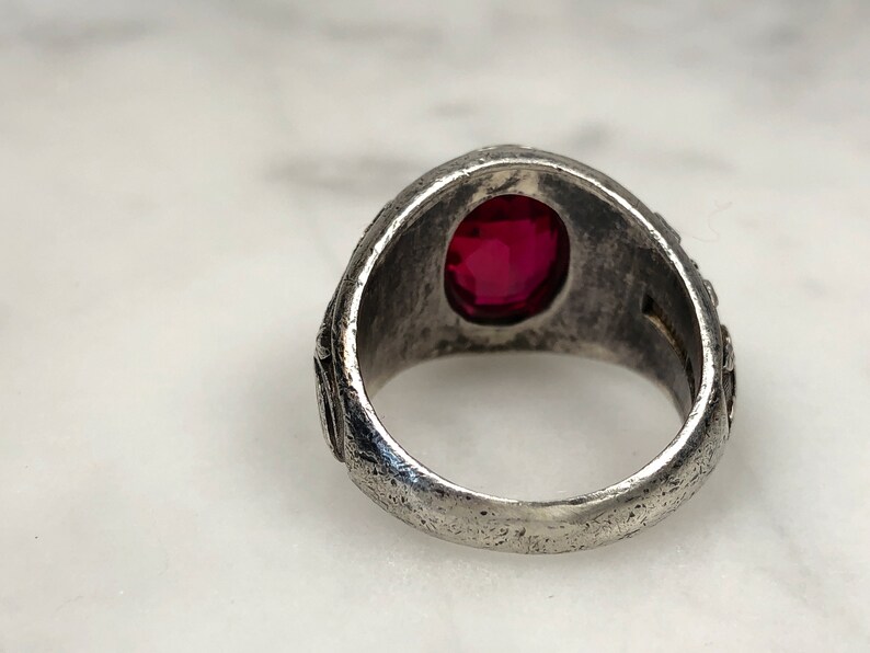 Chinese Silver Ring With Synthetic Ruby, Dragon and Phoenix on the ...