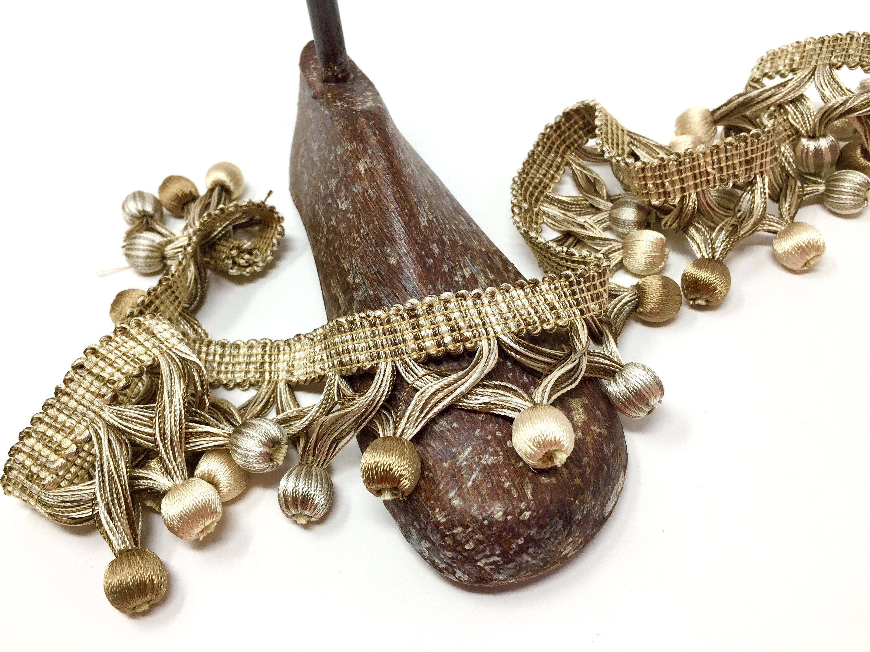 1 1/2 Ball Fringe Trim Lauren Hancock Collection - Etsy.de