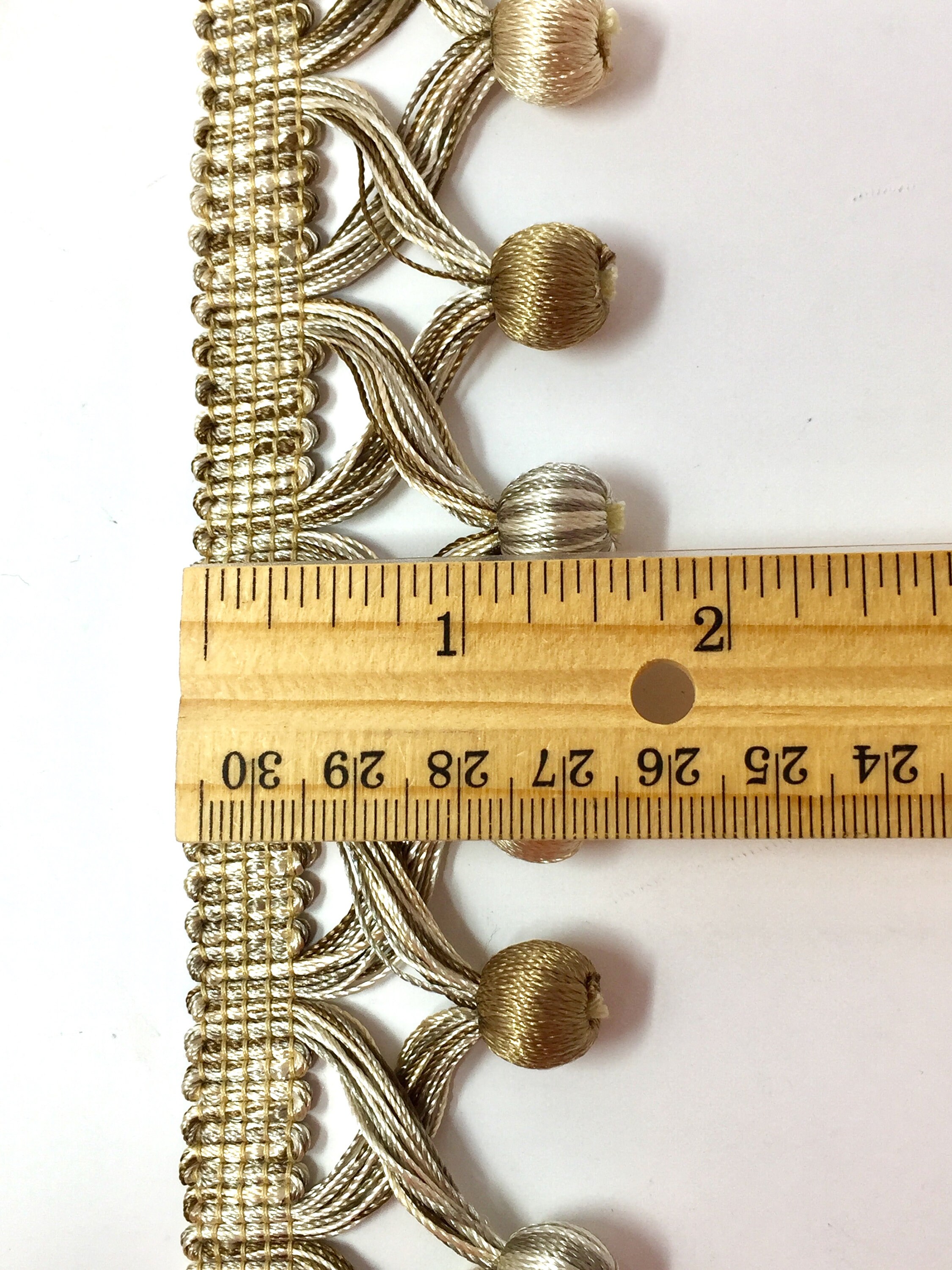 1 1/2 Ball Fringe Trim Lauren Hancock Collection - Etsy.de