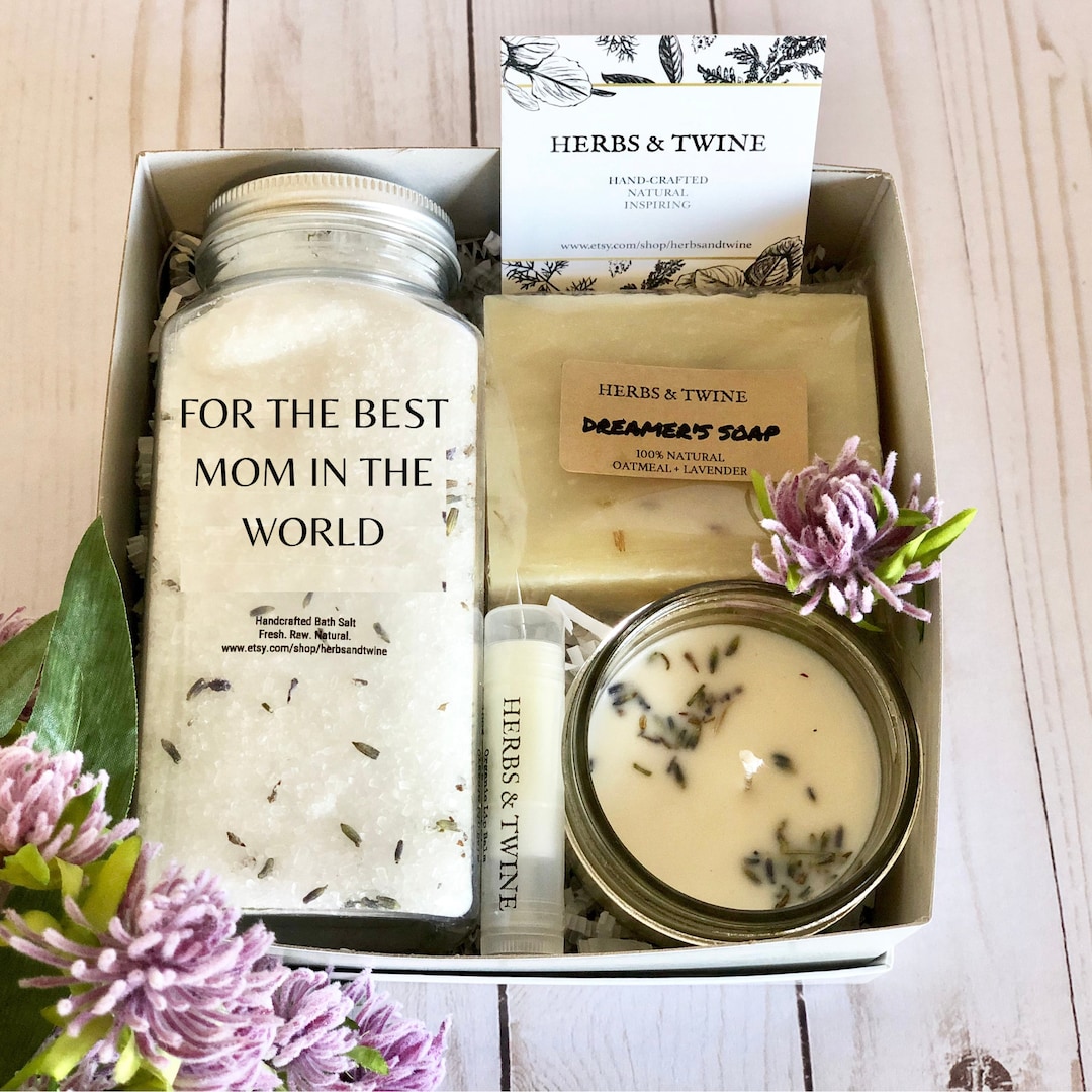 Mother's Day Gift Basket, Spa Gift Set for Mom Gifts for Mothers Day ...
