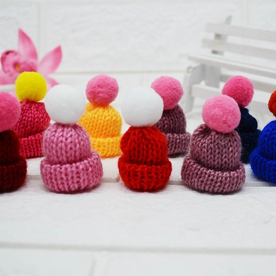Small wool hat store
