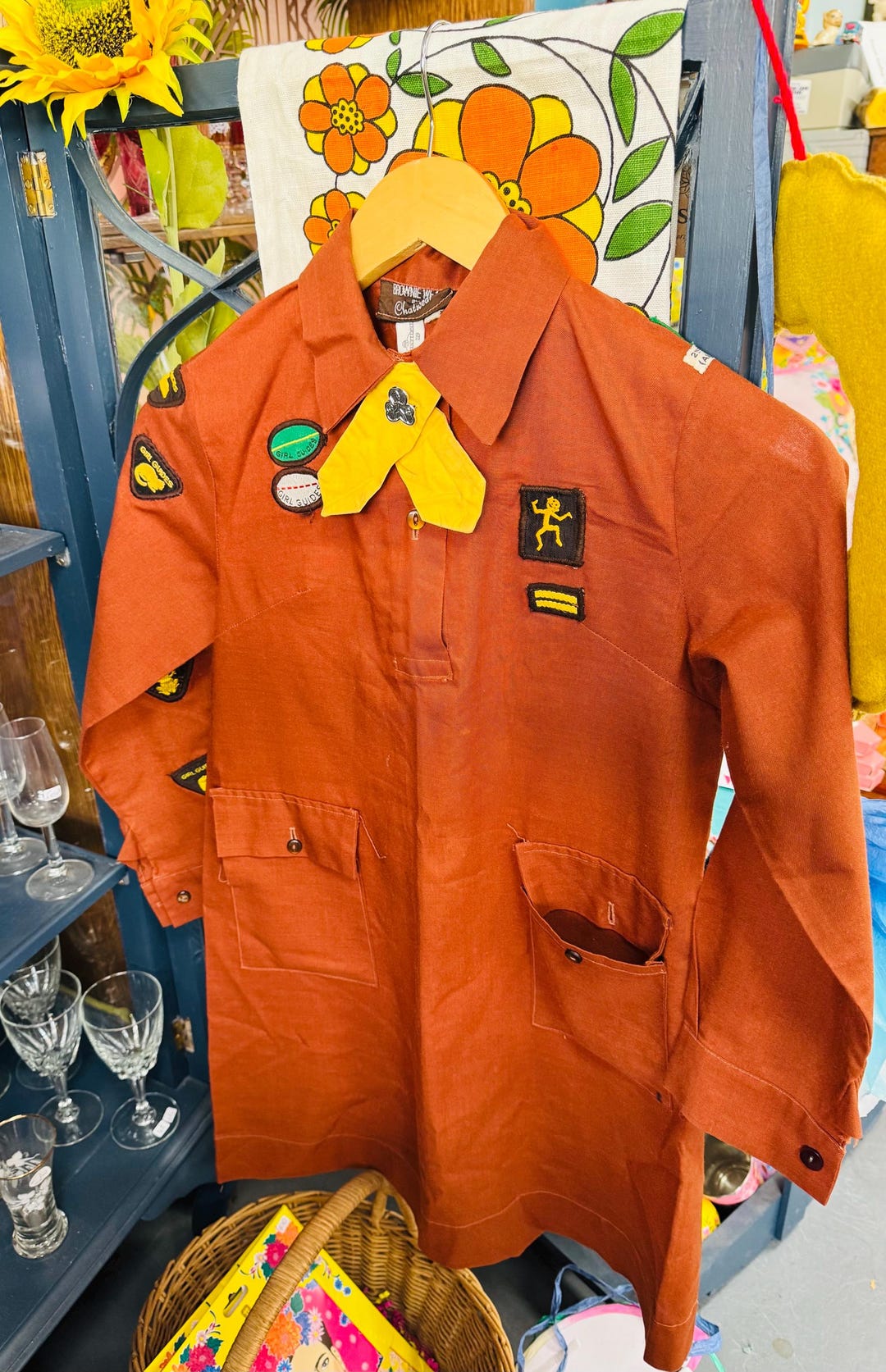 Girl Guides Vintage Brownie Uniform From the 1960's With 20 Badges ...