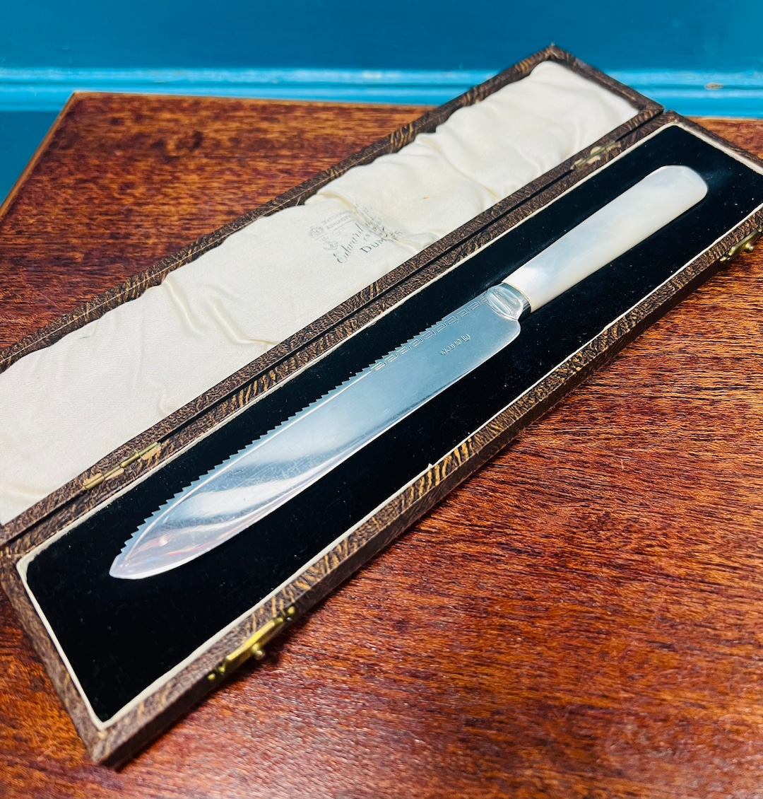 Vintage Serrated Hallmarked Sterling Silver Cake Server With Mother of ...
