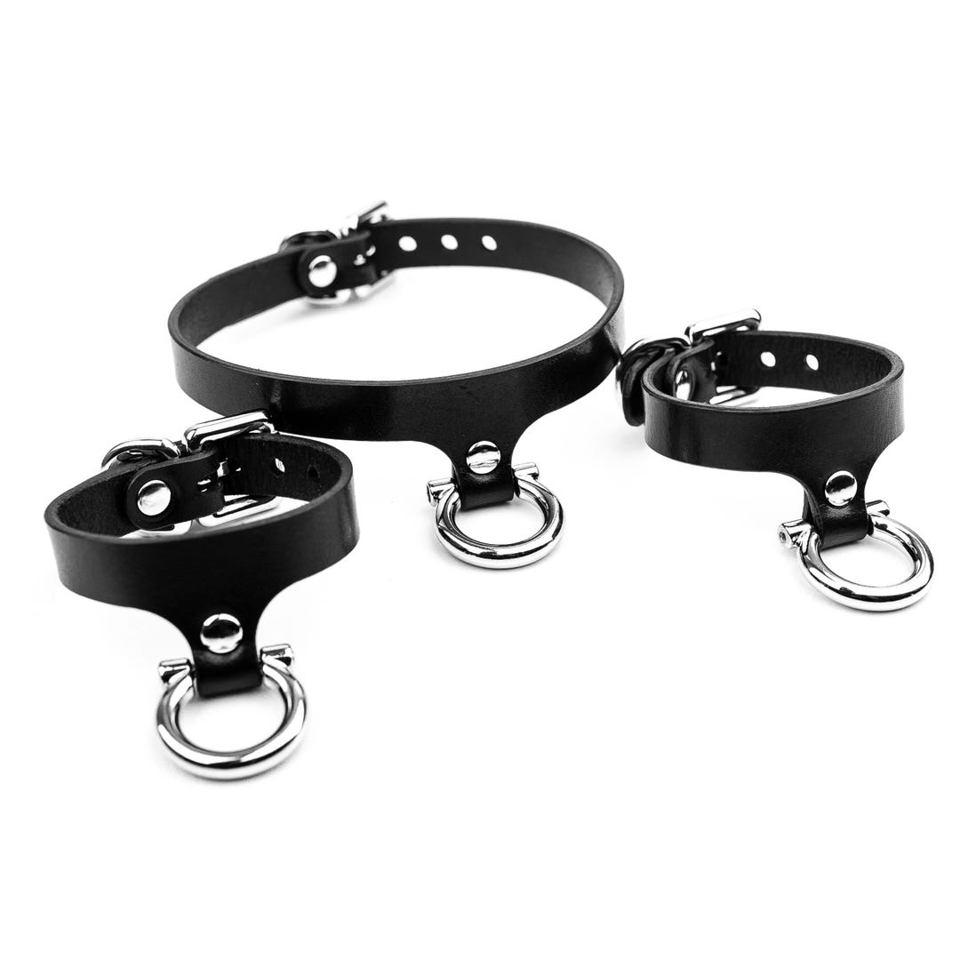 Wrist Cuffs & Collar “horseshoe” Set, Submissive Cuffs, Handcuffs With ...