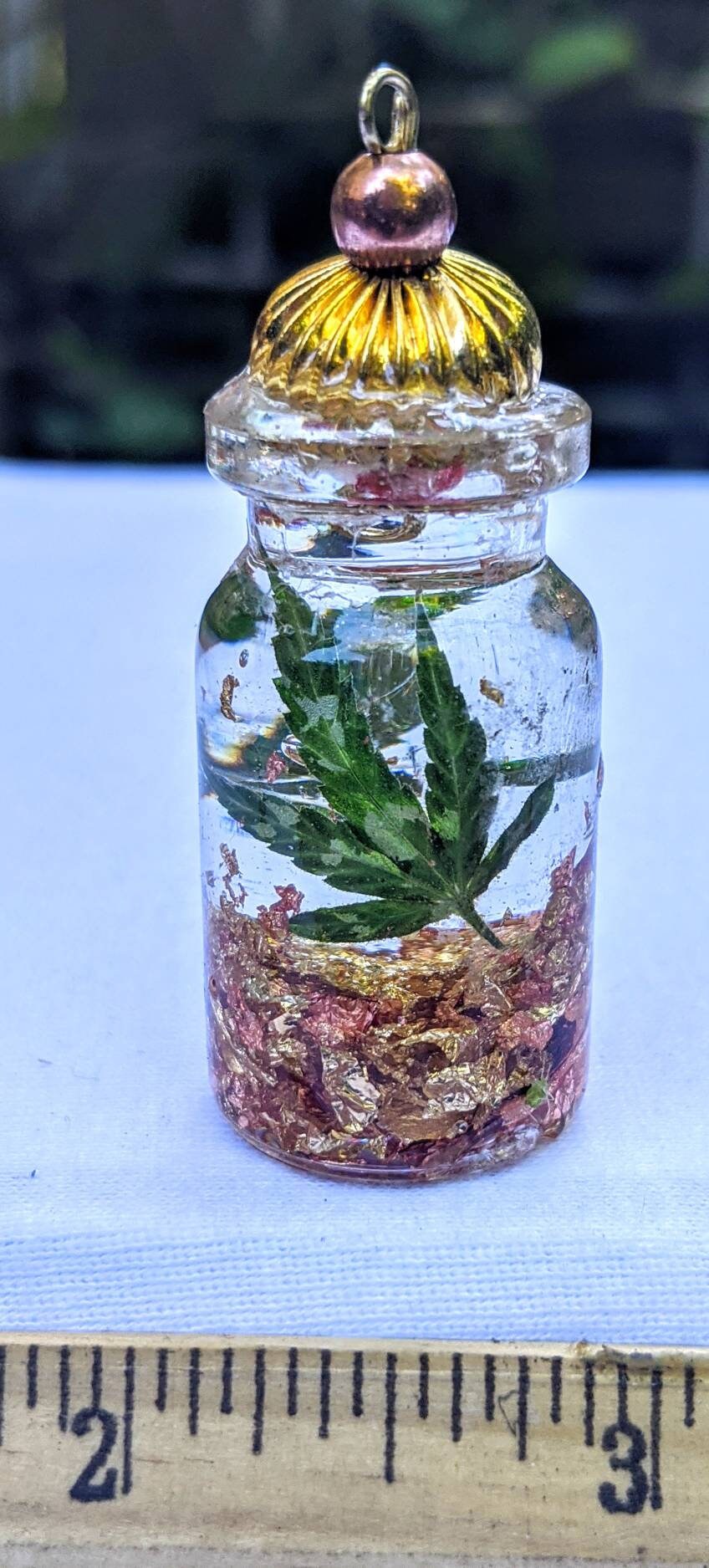 Real Marijuana Leaf 14kt Gold Leaf Orgonite in a Bottle - Etsy