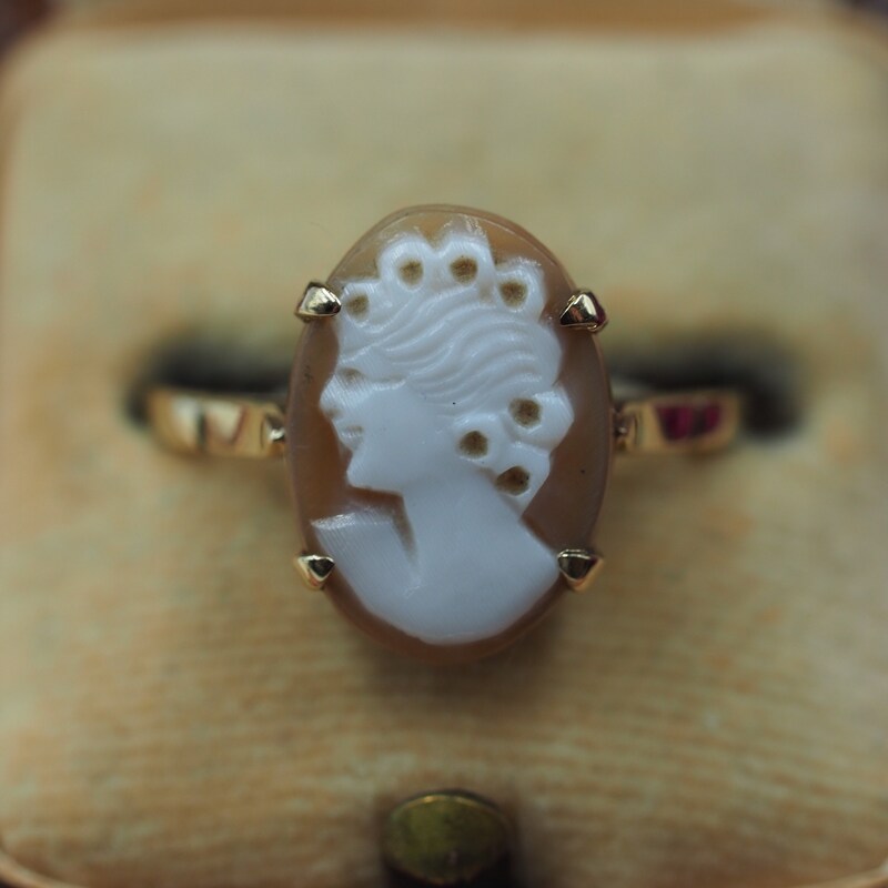 Gold Cameo Ring - Etsy