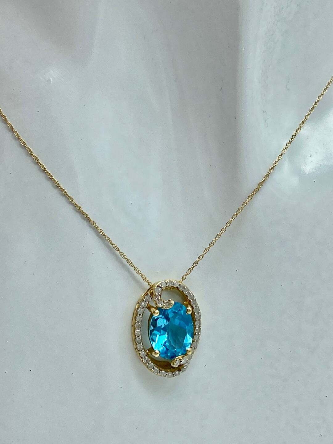 10k Gold Blue Topaz & Diamond Necklace - 18” - Etsy