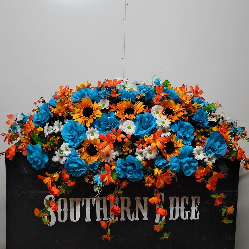 Summer Grave Saddle - Etsy