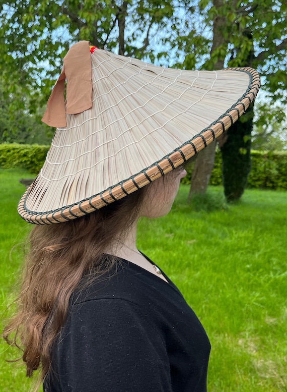 asian conical rattan hat - Gem