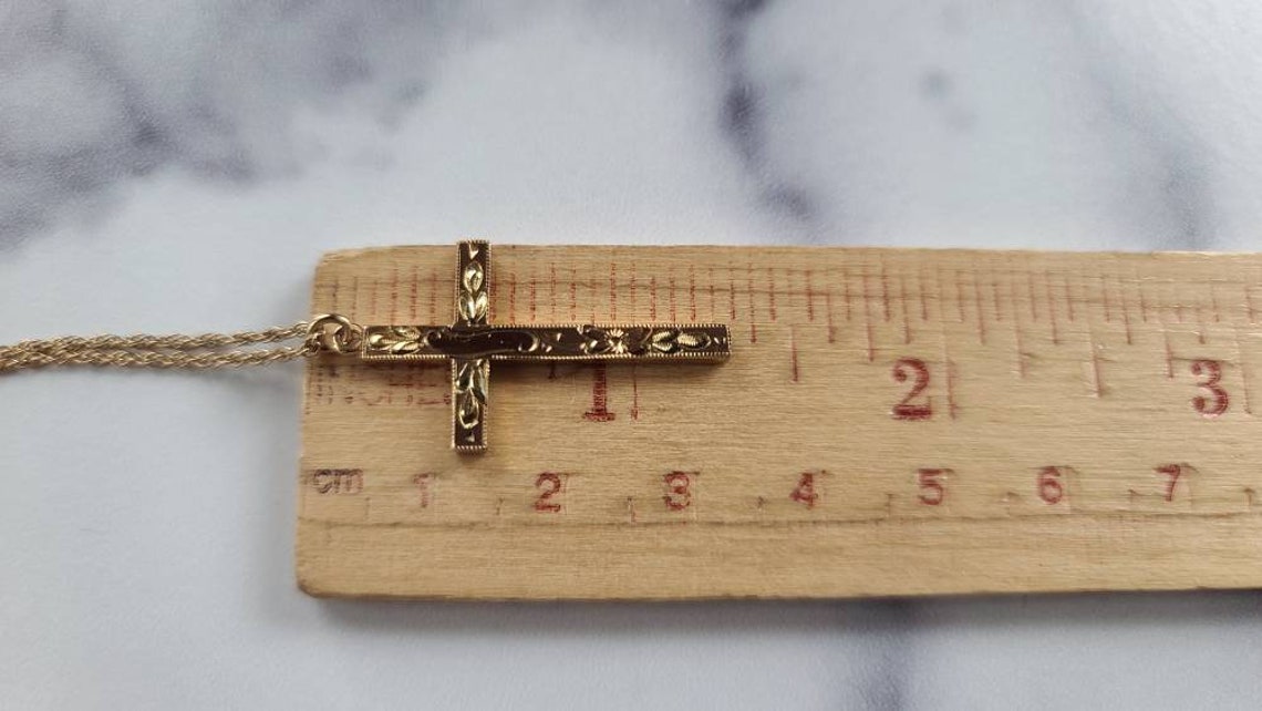 14K Gold Filled Etched Cross Pendant Necklace - Etsy