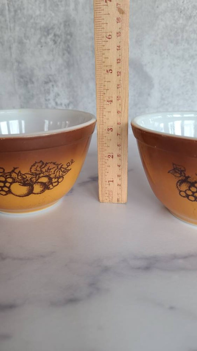 Pyrex Fruit Themed Mixing Bowls Set of 2 - Etsy