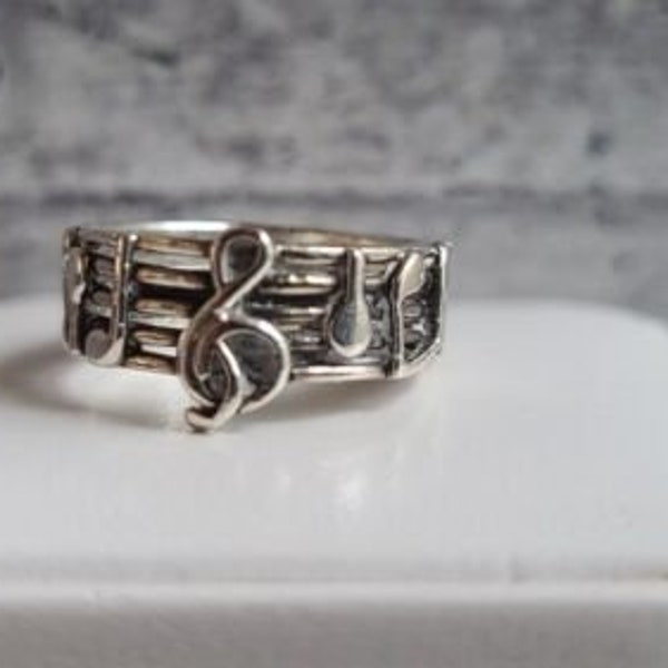 Clef Ring - Etsy