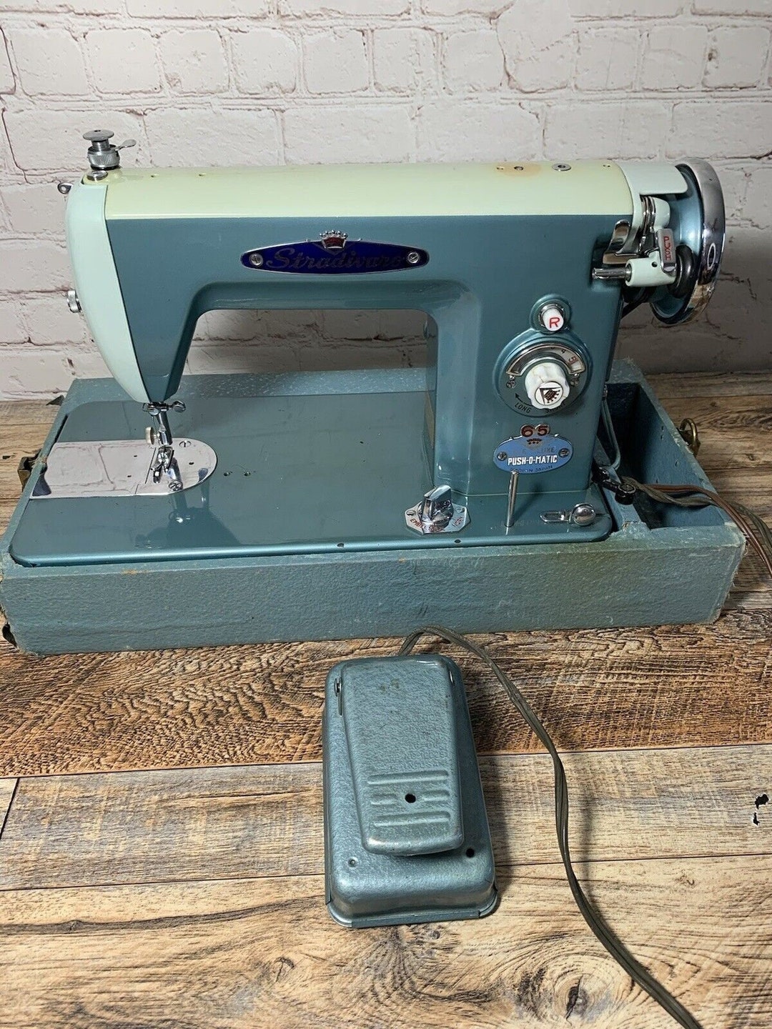 Vintage Stradivaro 65 Deluxe Push O Matic Sewing Machine Japan (read ...