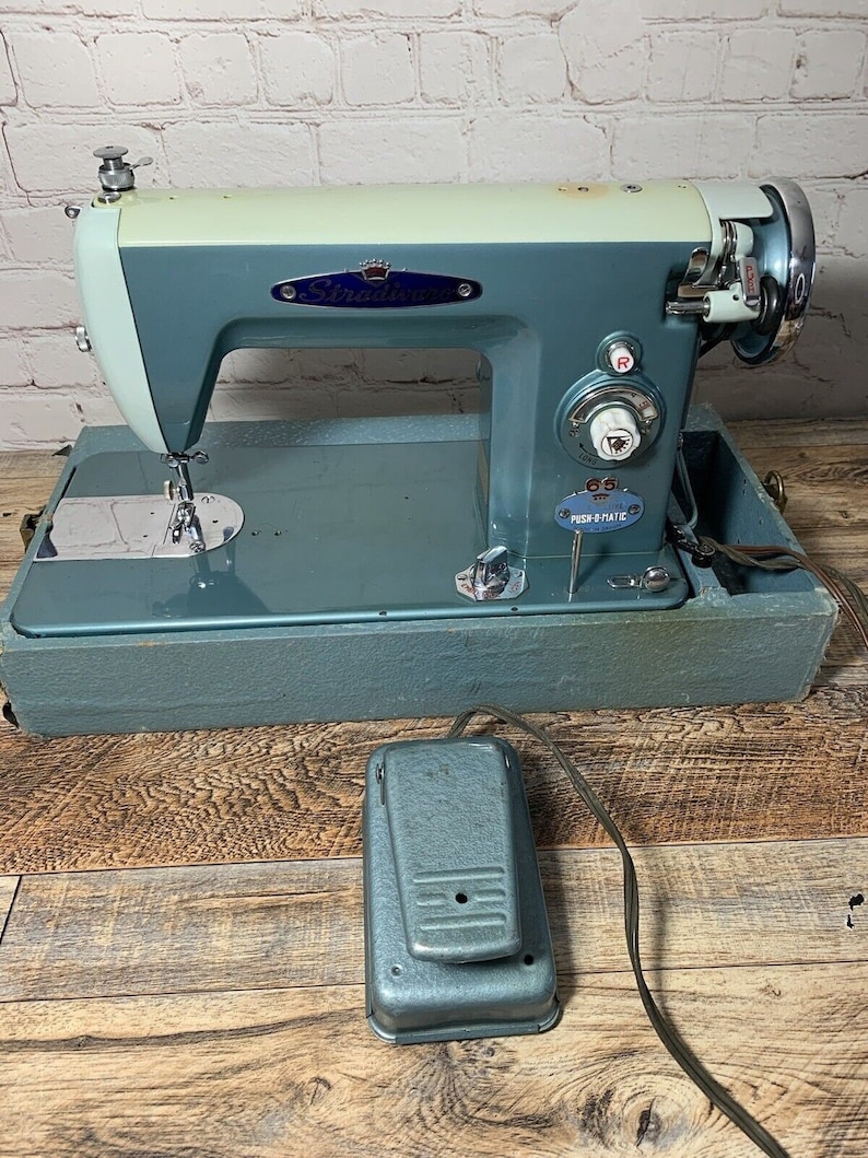 Vintage Stradivaro 65 Deluxe Push O Matic Sewing Machine. Untested ...