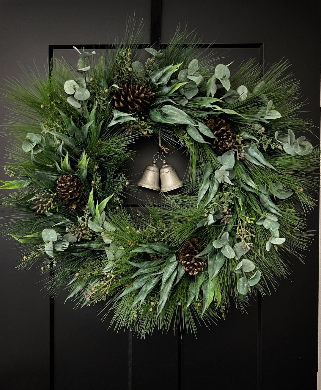 Pine Wreaths for Christmas, Winter Greenery Wreaths for Front Doors ...
