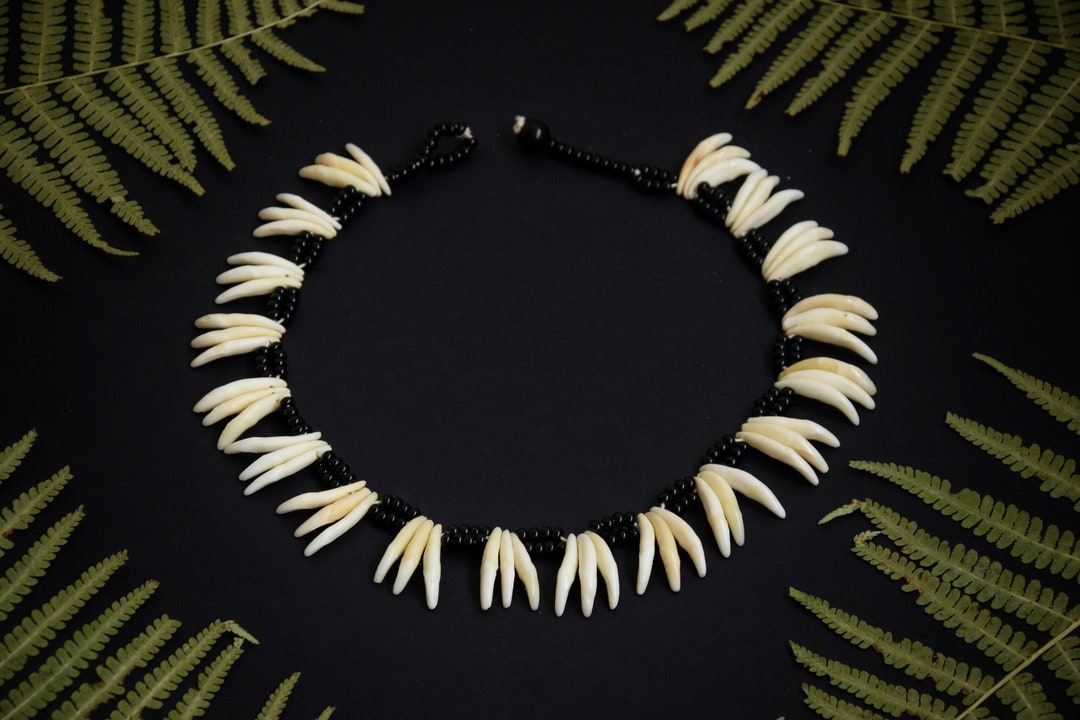 African Tribal Necklace Nguni Style, With Glass Beads and Canine Teeth ...